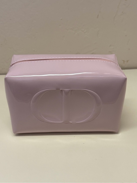 Dior | Bags | New Limited Edition 226 Dior Glossy Pale Pink Cosmetic ...